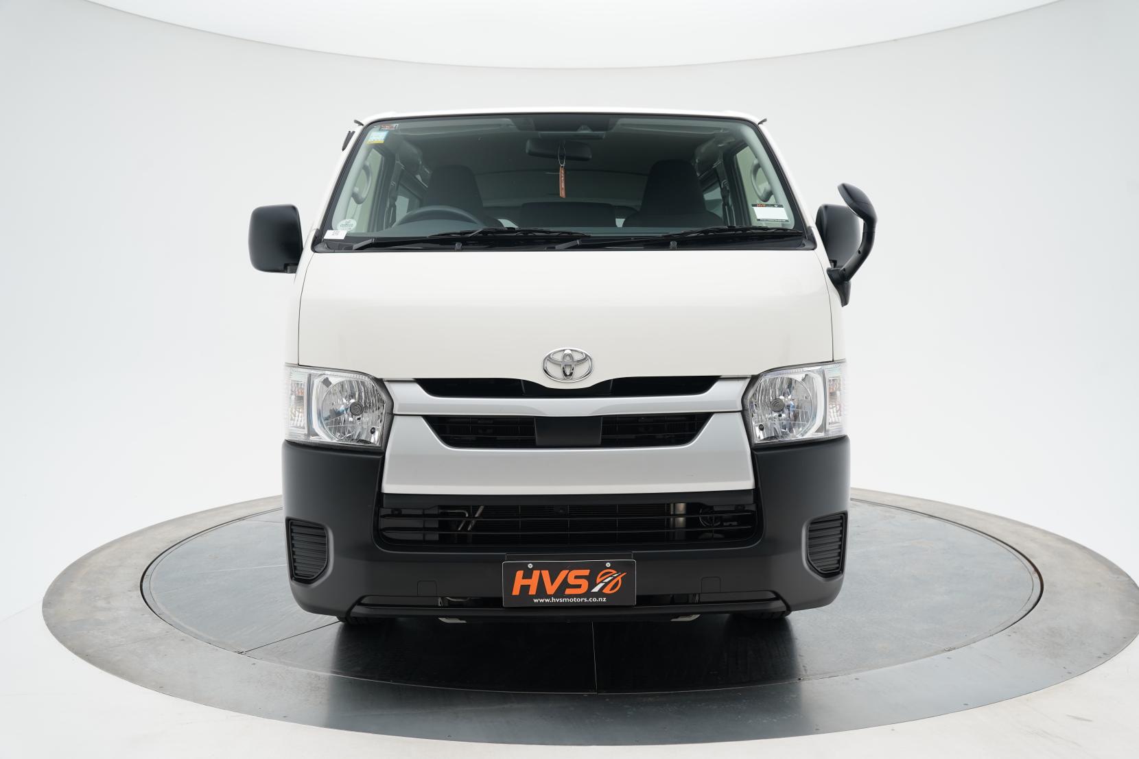 Toyota Hiace 2.8 Diesel 5 Door - Toyota - Used Cars For Sale Online ...