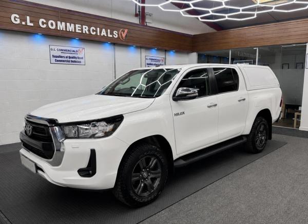 Toyota Hilux 2.4 D-4D Icon Pickup Double Cab 4dr Diesel Manual 4WD Euro ...