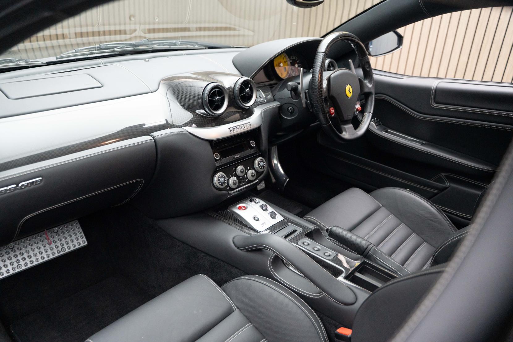 Ferrari 599 6.0 V12 GTB Fiorano Coupe 2dr Petrol F1 Euro 4 (612 bhp ...